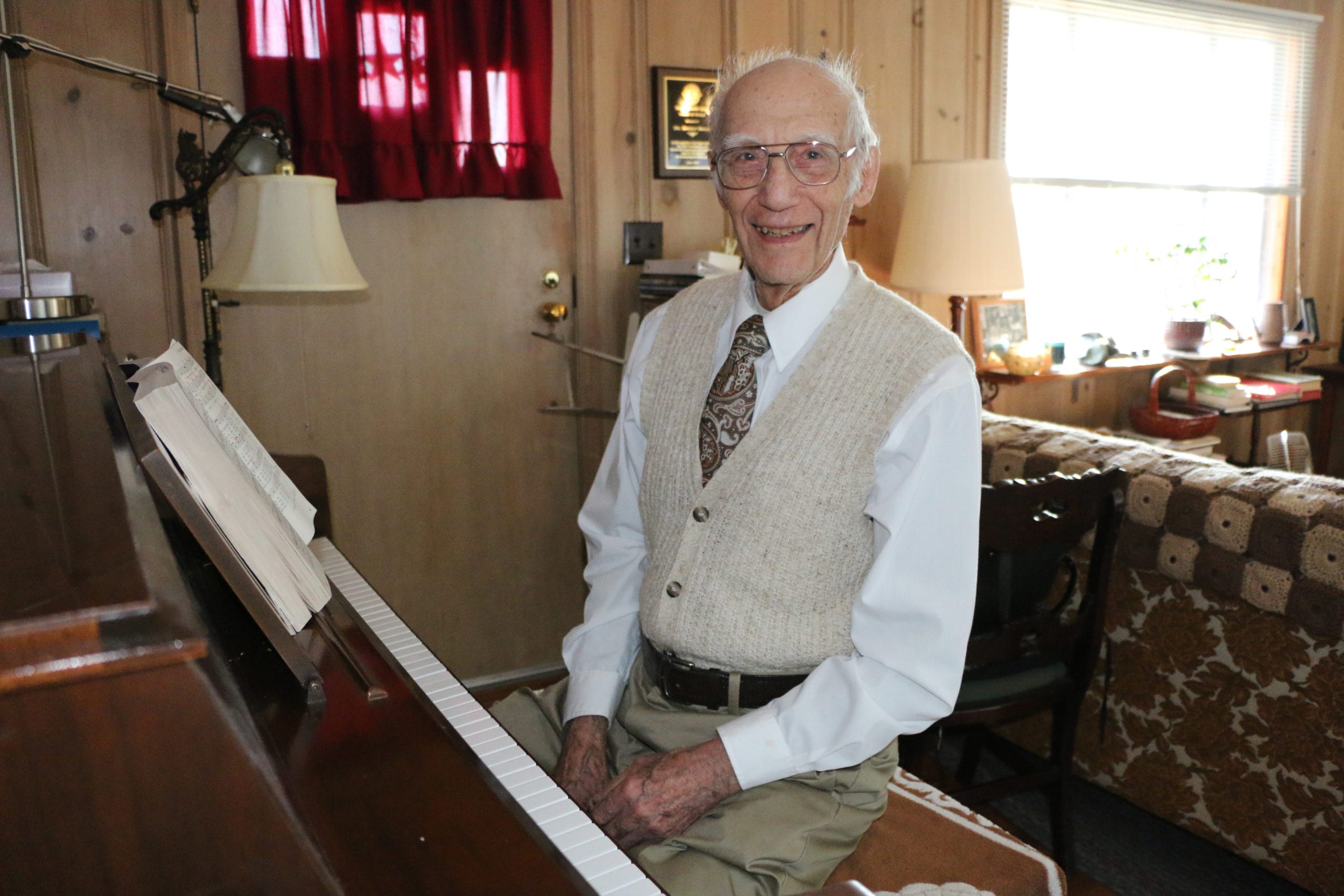 Funeral Mass held for St. Joseph Church pianist Dr. Angelo Miceli ...