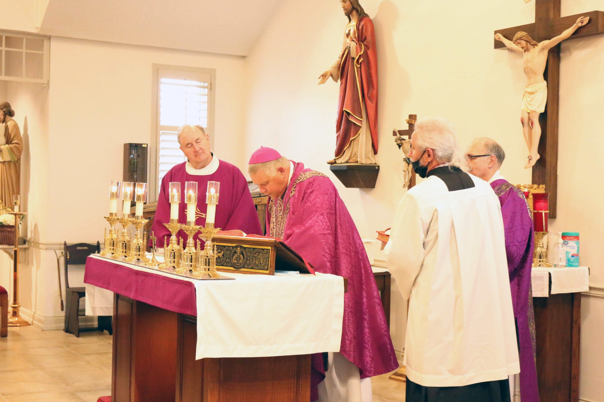 Silver anniversaries abound at Holy Trinity Parish | East Tennessee ...