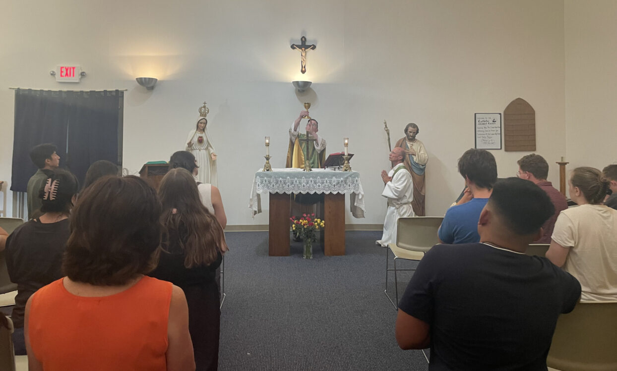 Welcoming back students is FOCUS of UT group | East Tennessee Catholic