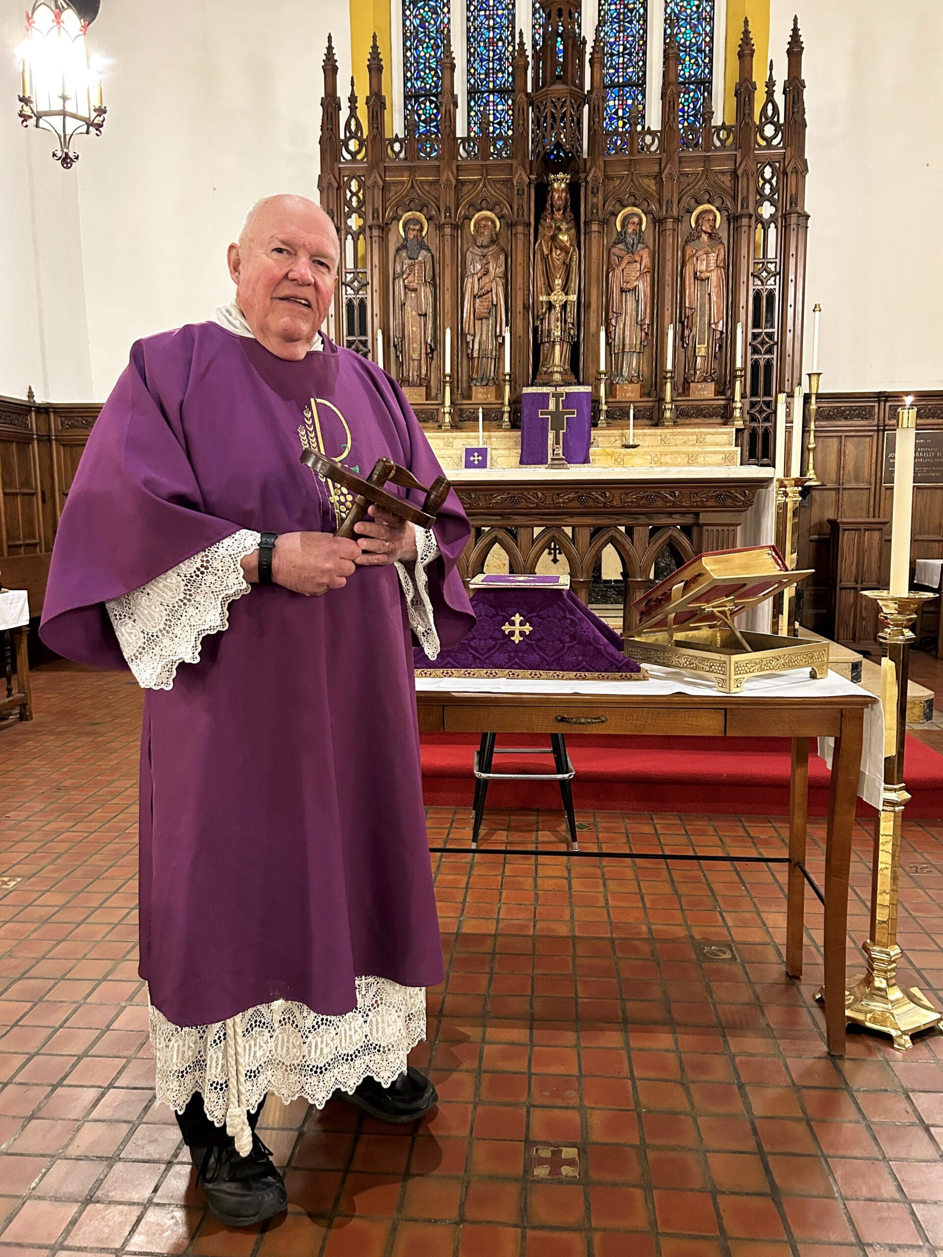 Parishes embrace Tenebrae | East Tennessee Catholic