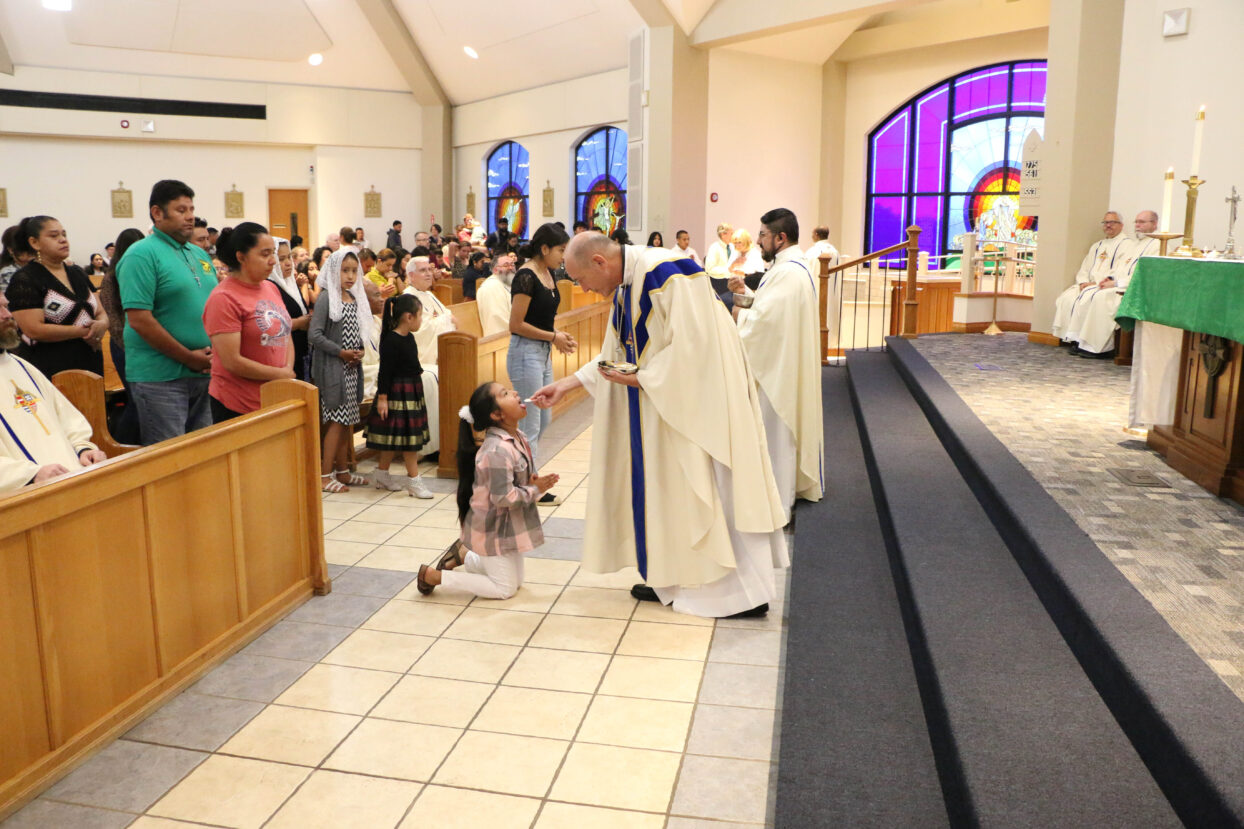 Meeting, greeting, preaching | East Tennessee Catholic